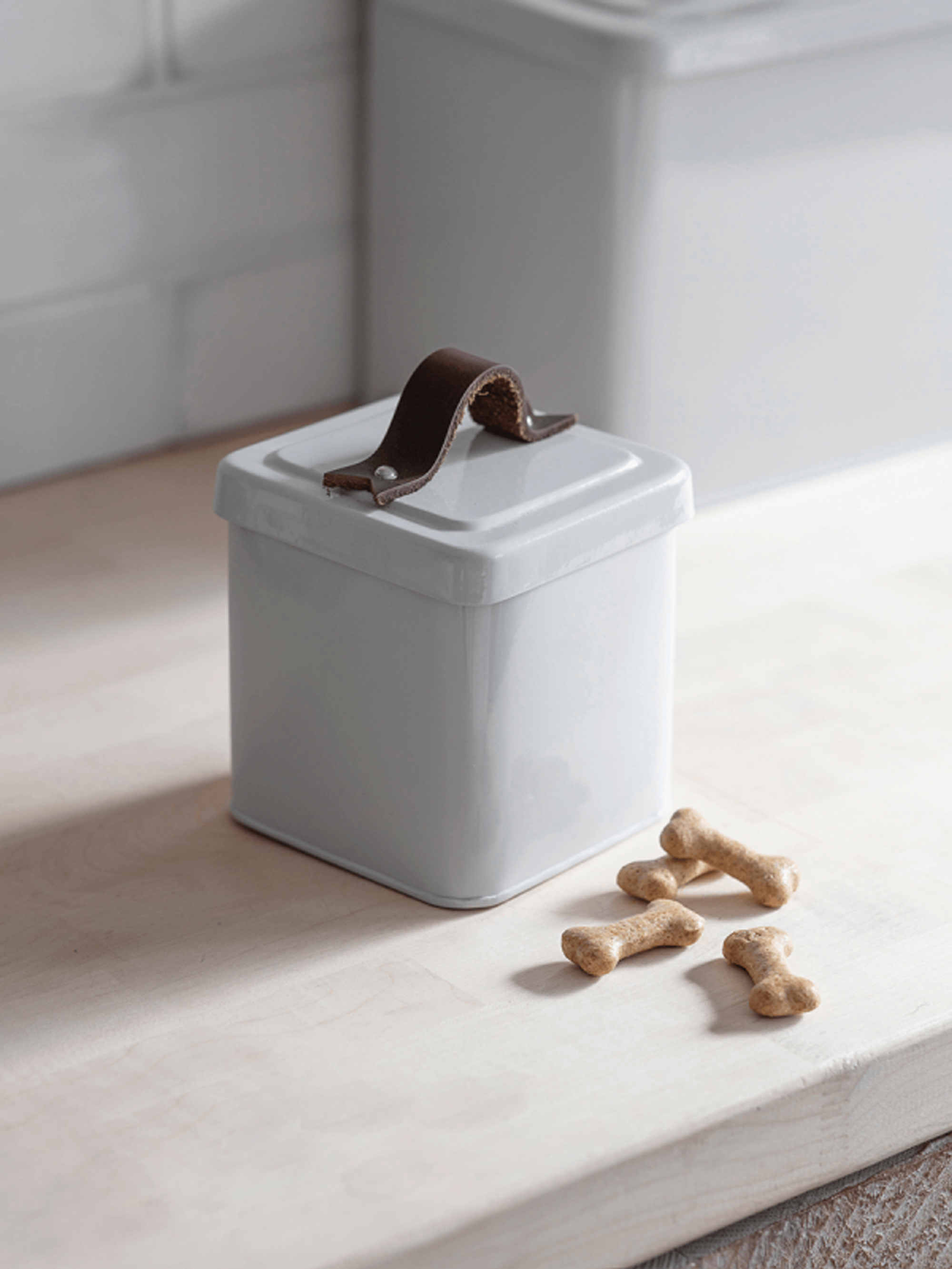 We Love | Pet Treat Holder | PERFECT COCKER SPANIEL